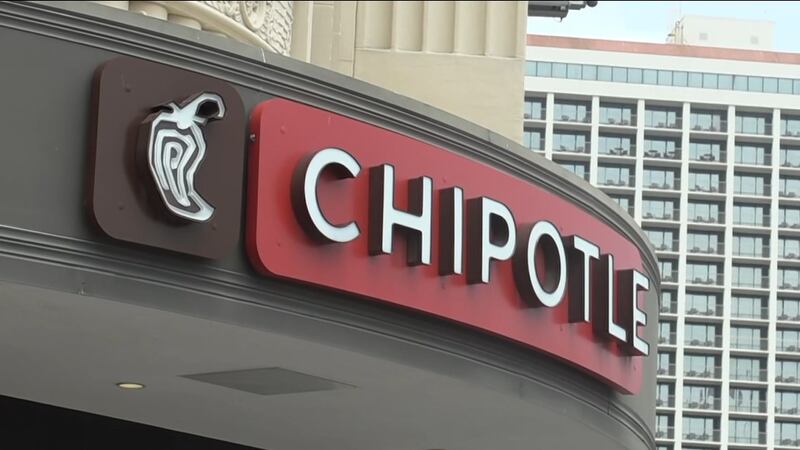 Woman who threw food at Chipotle worker sentenced to fast food job Woman who threw food at Chipotle worker sentenced to fast food job